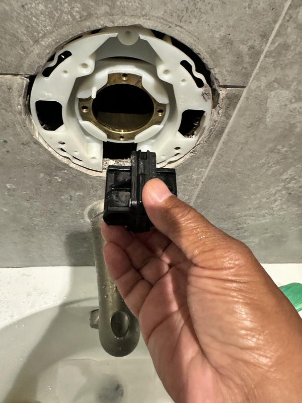 KOHLER Plastic Tub/Shower Repair kit Most KOHLER shower valves at Lowes.com