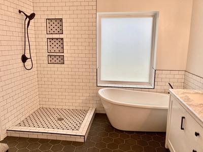 Jacuzzi Piccolo 32-in x 59-in White Acrylic Oval Freestanding Soaking ...