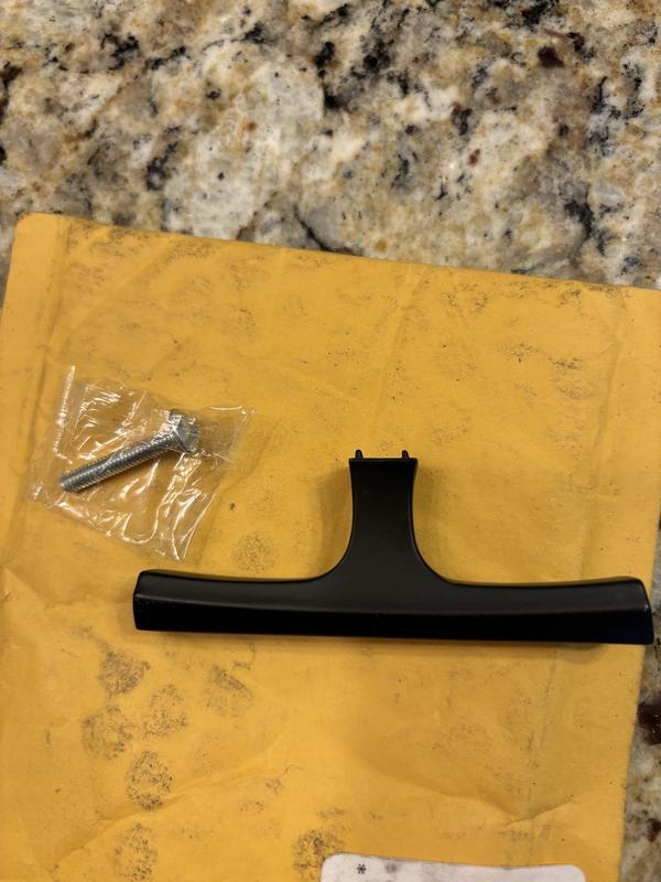 Origin 21 Karena Satin Nickel Bar Classic Cabinet Knob P48070W-SN-CP at ...