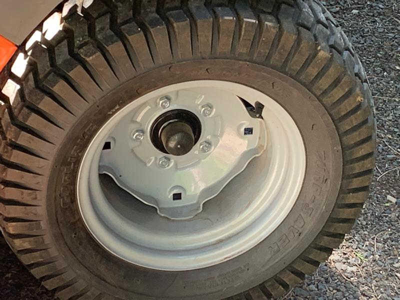 Husqvarna TS354D 54-in 25-HP V-twin Gas Garden Tractor 960450066 at ...