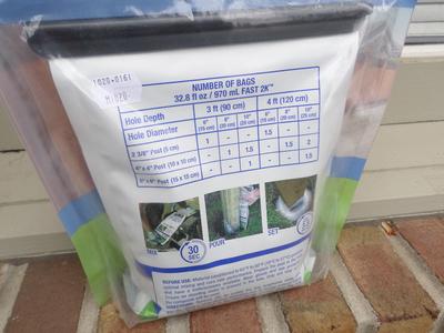 Fast 2K Fence Post Backfill 32.8 -fl oz Fast setting Fence post mix in ...