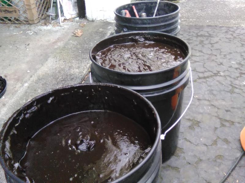 APOC 301 4.75-gallon Fibered Roof Sealant in the Roof Sealants ...