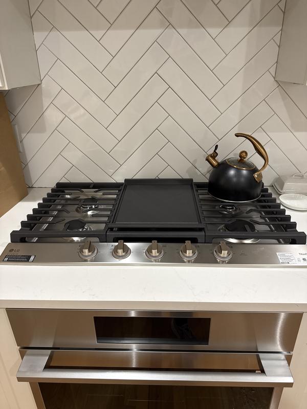 LG 36-in 5 Burners Stainless Steel Gas Cooktop CBGS3628N at Lowes.com