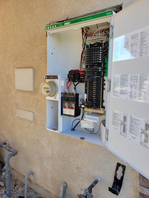 Square D Energy Center 200-Amp 51-Spaces 61-Circuit Indoor Main Breaker ...