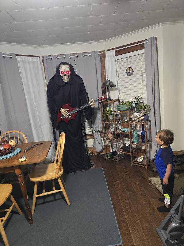 Haunted Living 6-ft Bluetooth Reaper Band LED Guitar Player Animatronic ...
