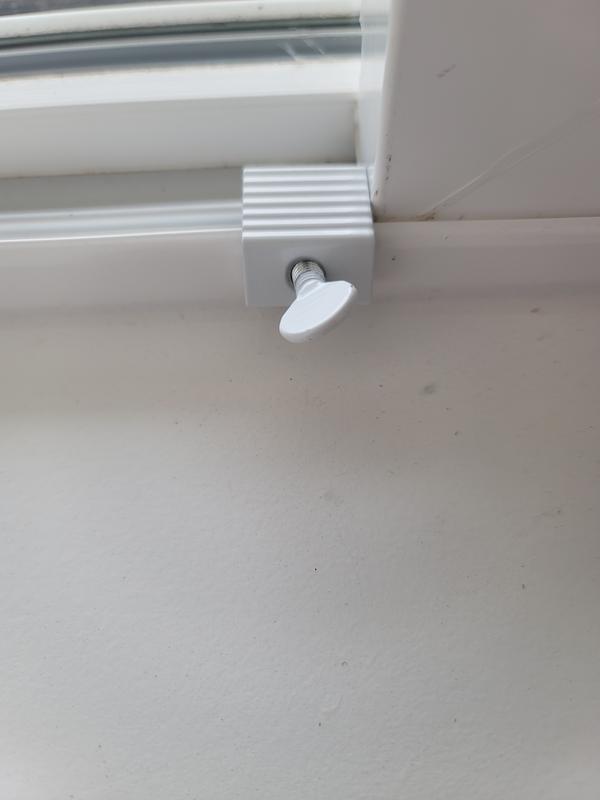 Gatehouse White Die-cast Window Lock, 2-Pack U 9802-L at Lowes.com