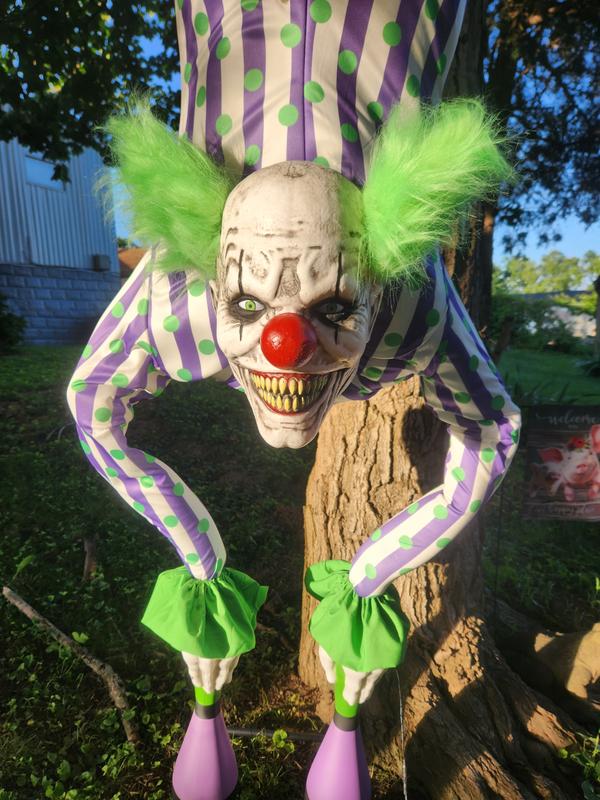 Haunted Living 8.5-ft Laughing LED Handstand Clown Animatronic 61089 at ...