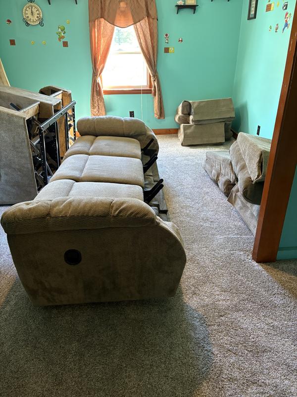 STAINMASTER Welcome Retreat I Grey Flannel Gray 43.9-oz sq yard High ...