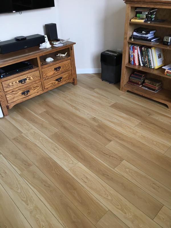 SMARTCORE (Sample) By COREtec Floors Chaparral Oak Brown Wood Look 12 ...