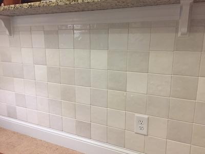 Bedrosians Cloe Creme 5-in x 5-in Glossy Ceramic Wall Tile (10.83-sq ...