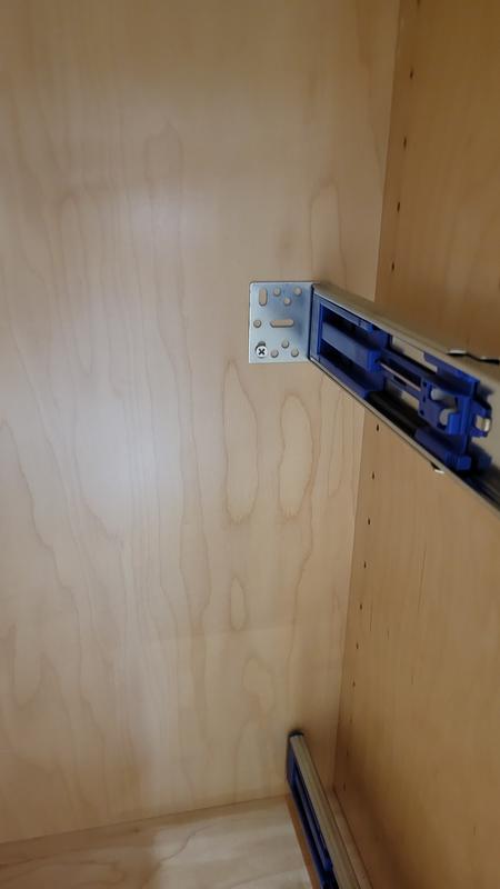 RELIABILT Zinc Plated Steel Slide Bracket D906SEW-ZP-CP at Lowes.com