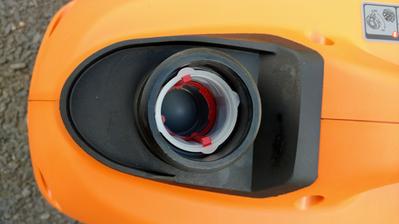 Generac GP 2200i 2200-Watt Gasoline Portable Inverter Generator at ...