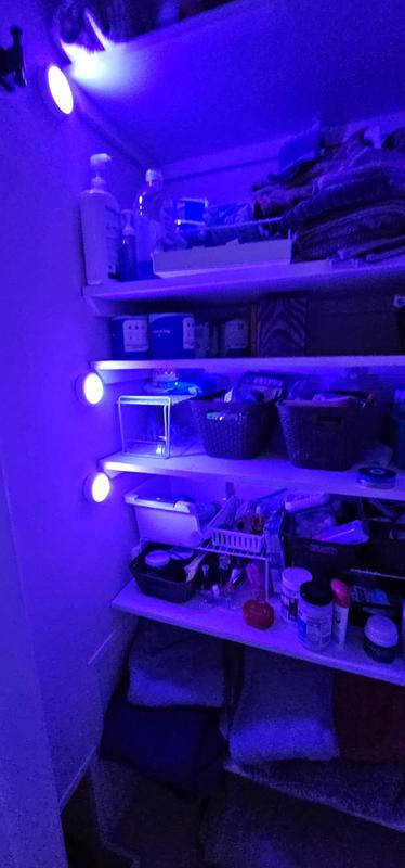 Good Earth Lighting 3-in Battery LED Under Cabinet Puck Light with ...