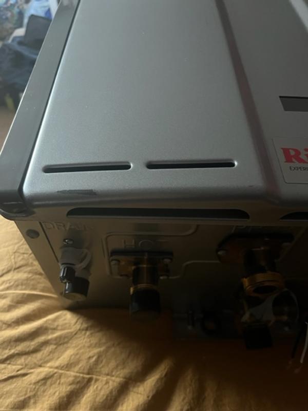 Rinnai Super High Efficiency Plus 11 GPM Residential 199,000 BTU ...