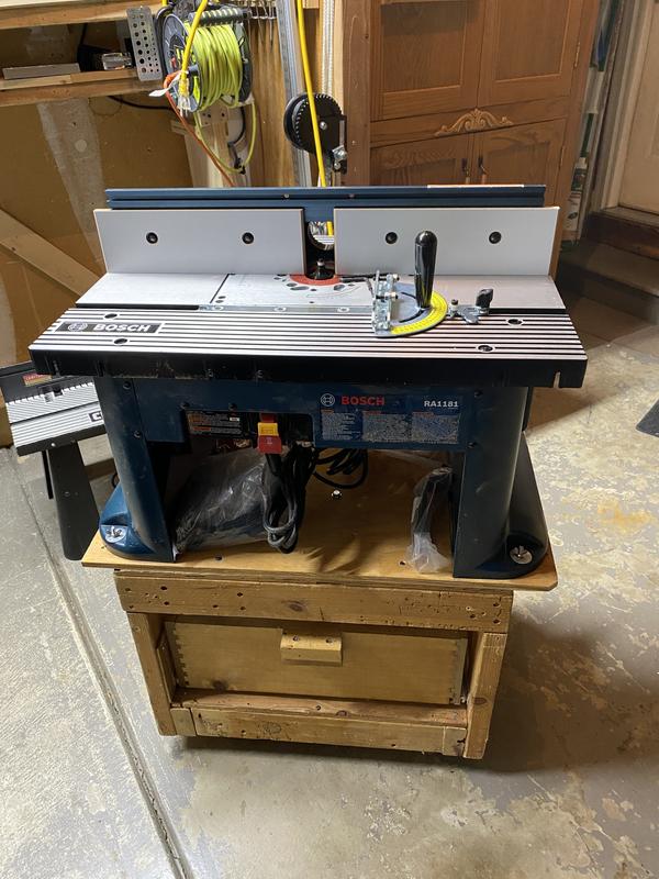 Bosch 15 Amps Adjustable Mdf Router Table RA1181 at Lowes.com