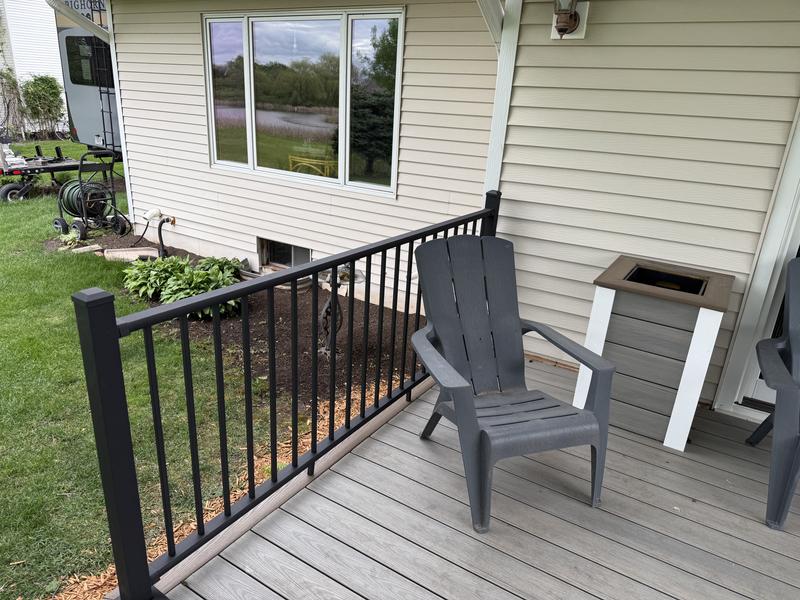 Deckorators Rapid Rail 8-ft x 36-in Weathered Brown Aluminum Deck Rail ...