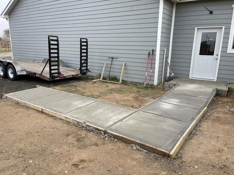 Sakrete Crack Resistant 80 -lb Concrete mix in the Concrete, Cement ...