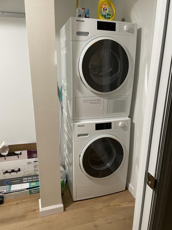 Miele W1 Series 2.26-cu ft High Efficiency Stackable Steam Cycle Smart ...