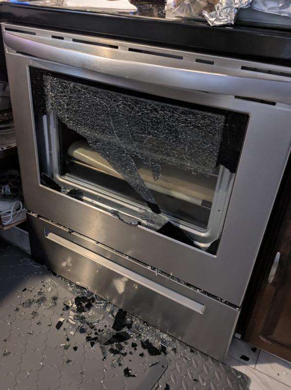 Frigidaire 30-in Glass Top 5 Elements 5.4-cu ft Steam Cleaning ...