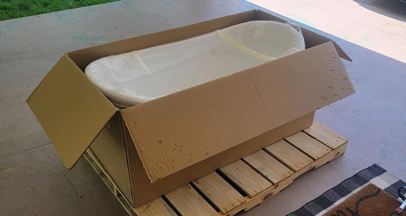 MAAX Mahaba 29-in x 60-in White Acrylic Oval Freestanding Soaking ...