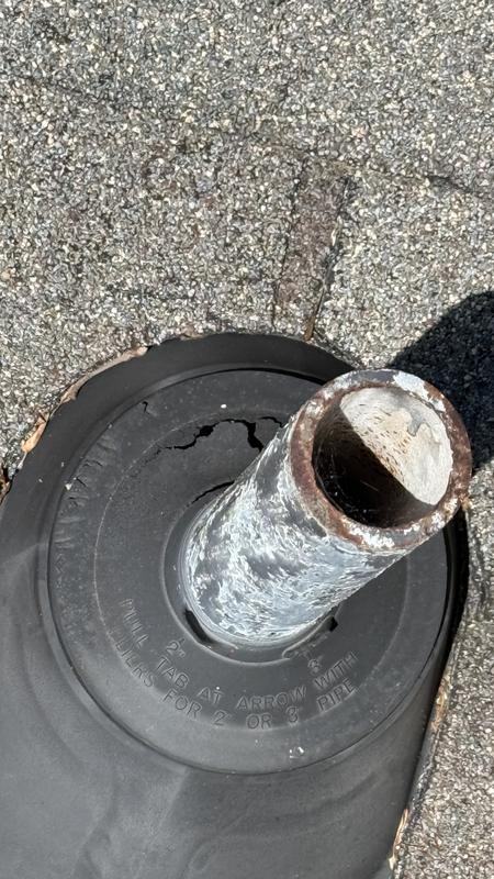 Master Flow Pivot 1-1/2-in x 8.4-in Galvanized steel Vent and Pipe ...