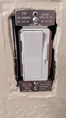 Eaton Universal dimmers Single-pole/3-way LED Decorator Light Dimmer ...