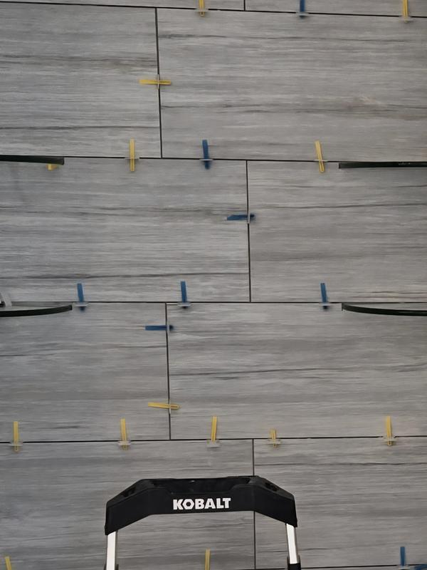 BARWALT 1/8-in Plastic Wedge Tile Spacer and Leveling System 200 -Pack ...