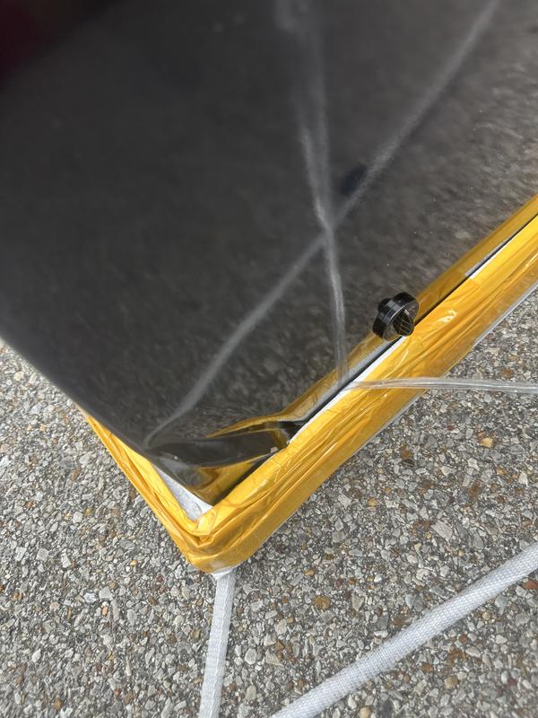 Frigidaire 7-cu ft Garage Ready Manual Defrost Chest Freezer (Black ...