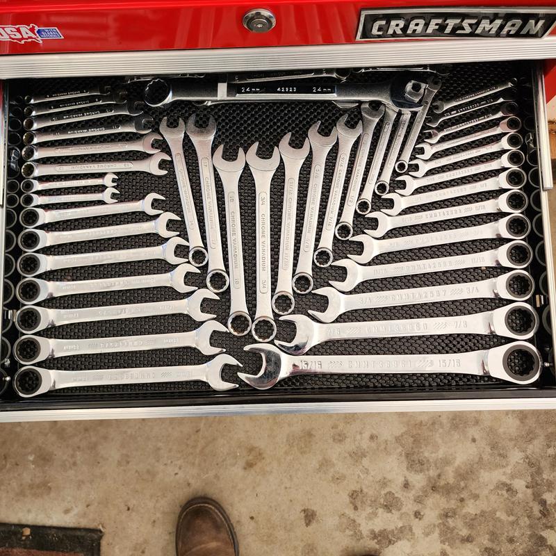 CRAFTSMAN 298-Piece Standard (SAE) and Metric Polished Chrome Mechanics ...