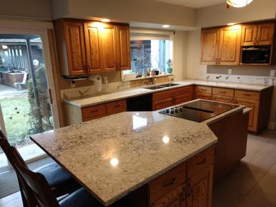 allen + roth River Stone Quartz Off-white Kitchen Countertop SAMPLE (4 ...