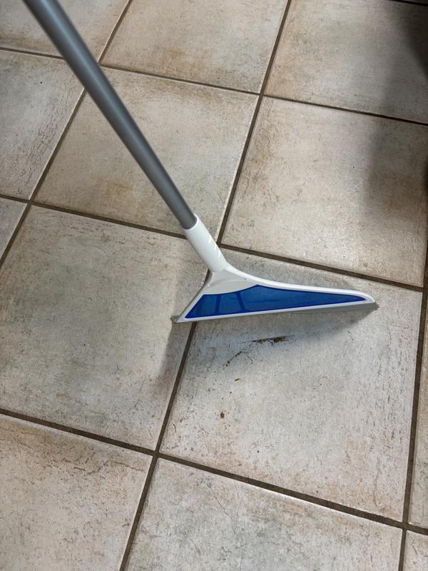 Helio AIR Broom 12-in Plastic Multi-surface Angle with dustpan Upright ...