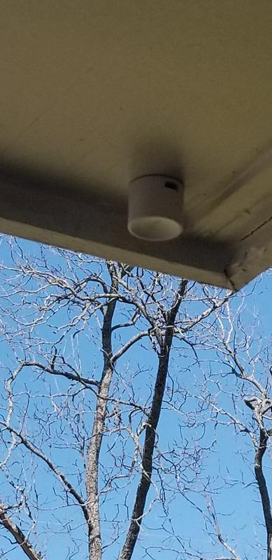 Philips Hue Security Indoor/Outdoor 1-Camera 1080P Battery-operated ...