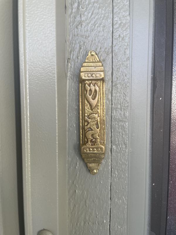 Hillman 5/8-in 16-Gauge Brass-plated Smooth Shank Linoleum Nails (1.5 ...