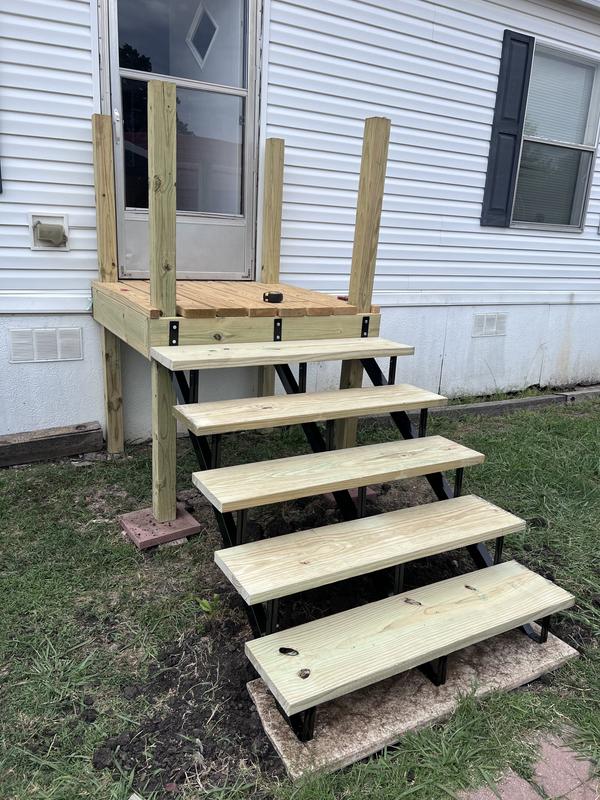 Pylex Stringer 14 -Steps Steel Outdoor Stair Stringer in the Outdoor ...