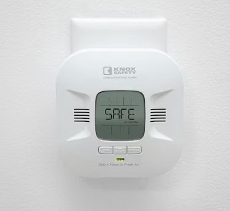 Knox Safety 10-Year Battery Plug-in Carbon Monoxide Detector with Voice ...