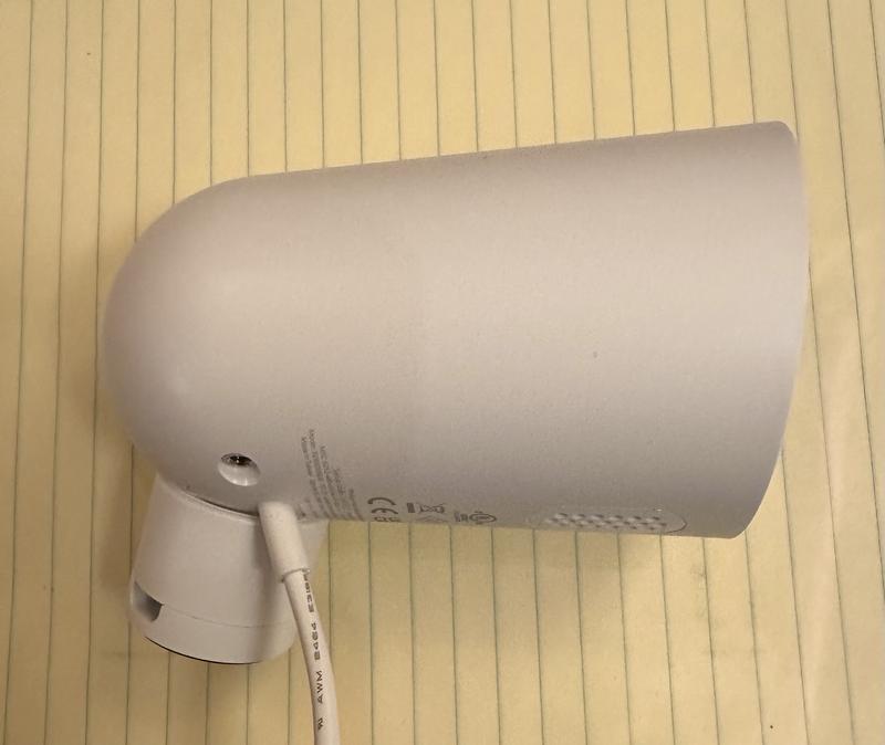 Philips Hue Security Indoor/Outdoor 1-Camera 1080P Battery-operated ...