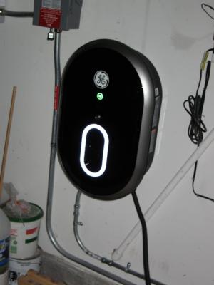 GE WattStation Level 2 30 Amps/ 240-volt EV Electric Vehicle Charging ...