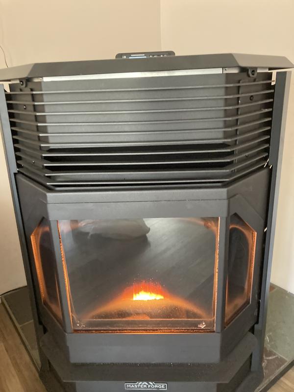 Master Forge 2500-sq ft Pellet Stove with 80-lb Hopper (EPA Approved ...
