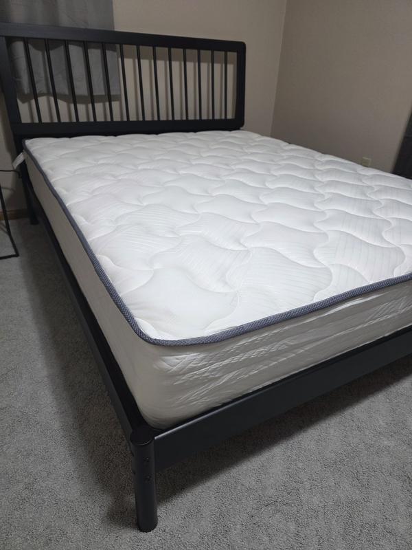 Ifluous 8-in Medium Twin Hybrid Memory Foam/Coil Blend Mattress in a ...