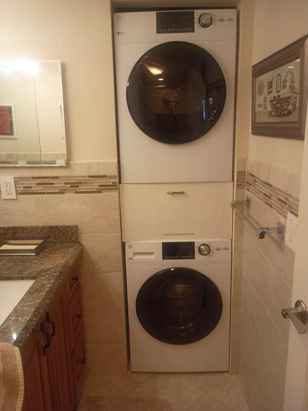 Shop GE 2.4-cu ft Steam Cycle Stackable Front-Load Washer & Vented ...