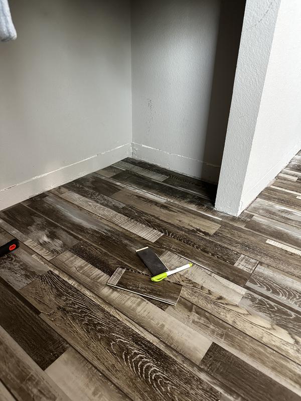 SMARTCORE By COREtec Floors Shady Pine Brown 12-mil x 5-in W x 48-in L ...