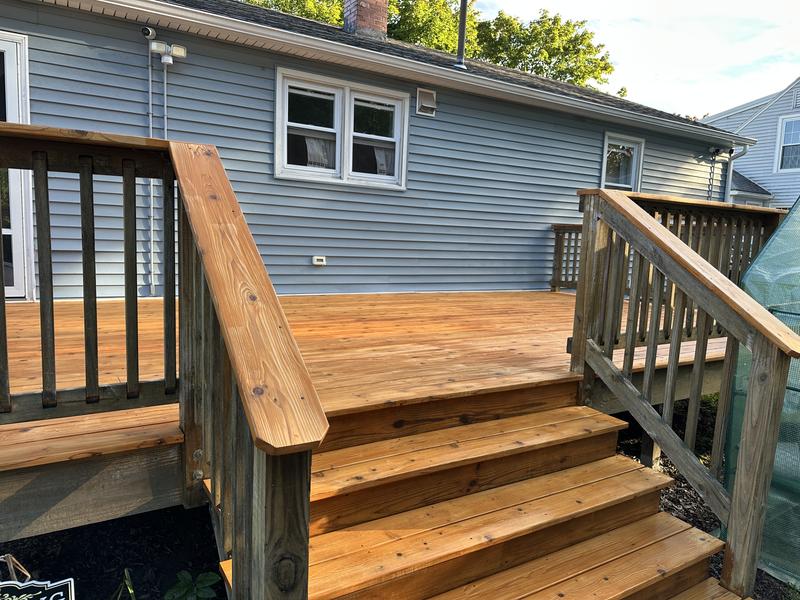 Valspar Royal Garnet Semi-transparent Exterior Wood Stain and Sealer ...