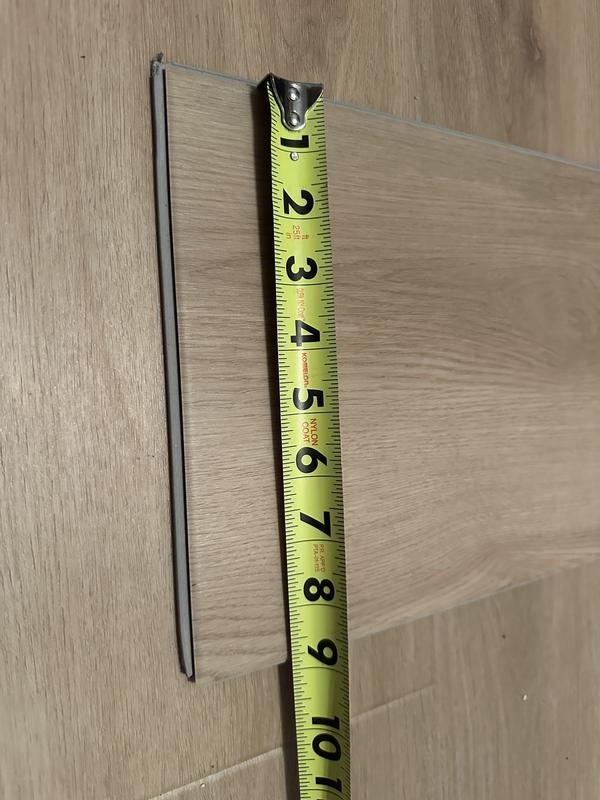 Pergo DuraCraft Lavinia Oak 59-in Length Brown 22-mil x 9-1/2-in W x 59 ...