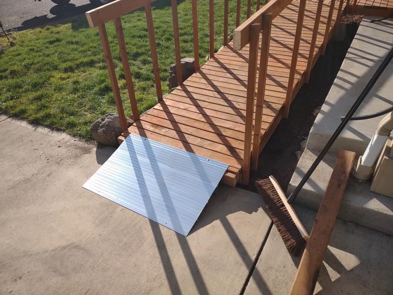 EZ-ACCESS Transitions 2.29-ft x 34-in Aluminum Threshold Doorway ...