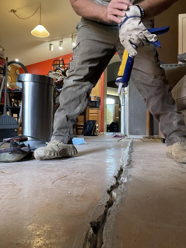 QUIKRETE Advanced Polymer Self-Leveling 10 -oz Concrete Repair ...