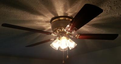 Harbor Breeze Wolcott 52-in Polished Brass Indoor Flush Mount Ceiling ...