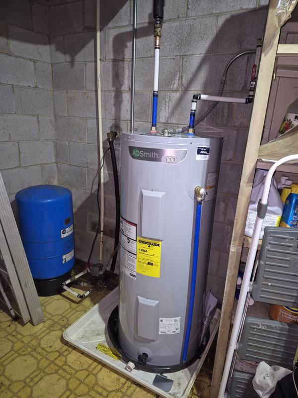 A.O. Smith Signature 100 50-Gallons Short 6-year Warranty 4500-Watt ...