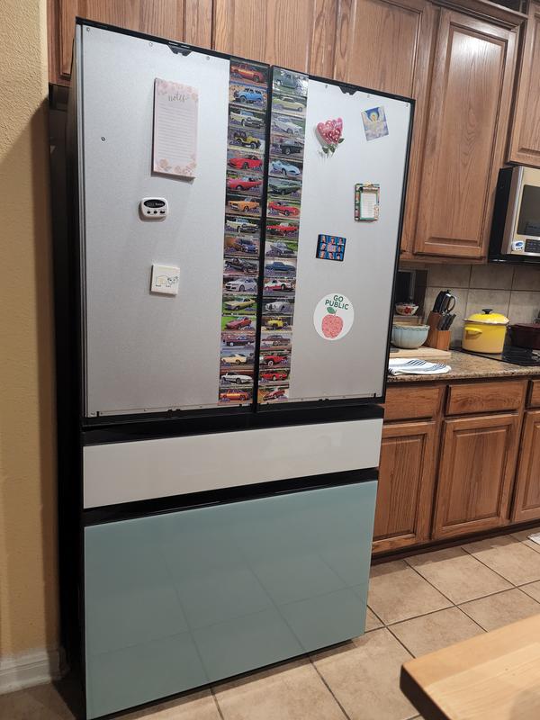 Samsung Bespoke 4-door French Door Refrigerator Middle Panel Samsung Bespoke 4-door French Door Refrigerator Middle Panel