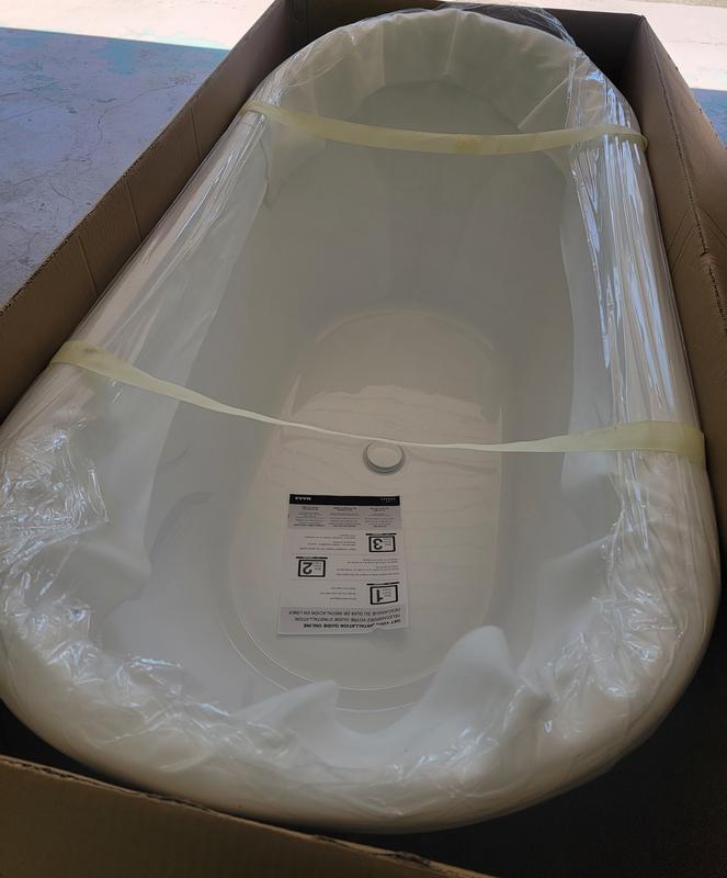 MAAX Mahaba 29-in x 67-in White Acrylic Oval Freestanding Soaking ...