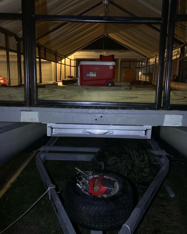 Extreme Max Heavy-Duty Undermount Pontoon Ramp at Lowes.com